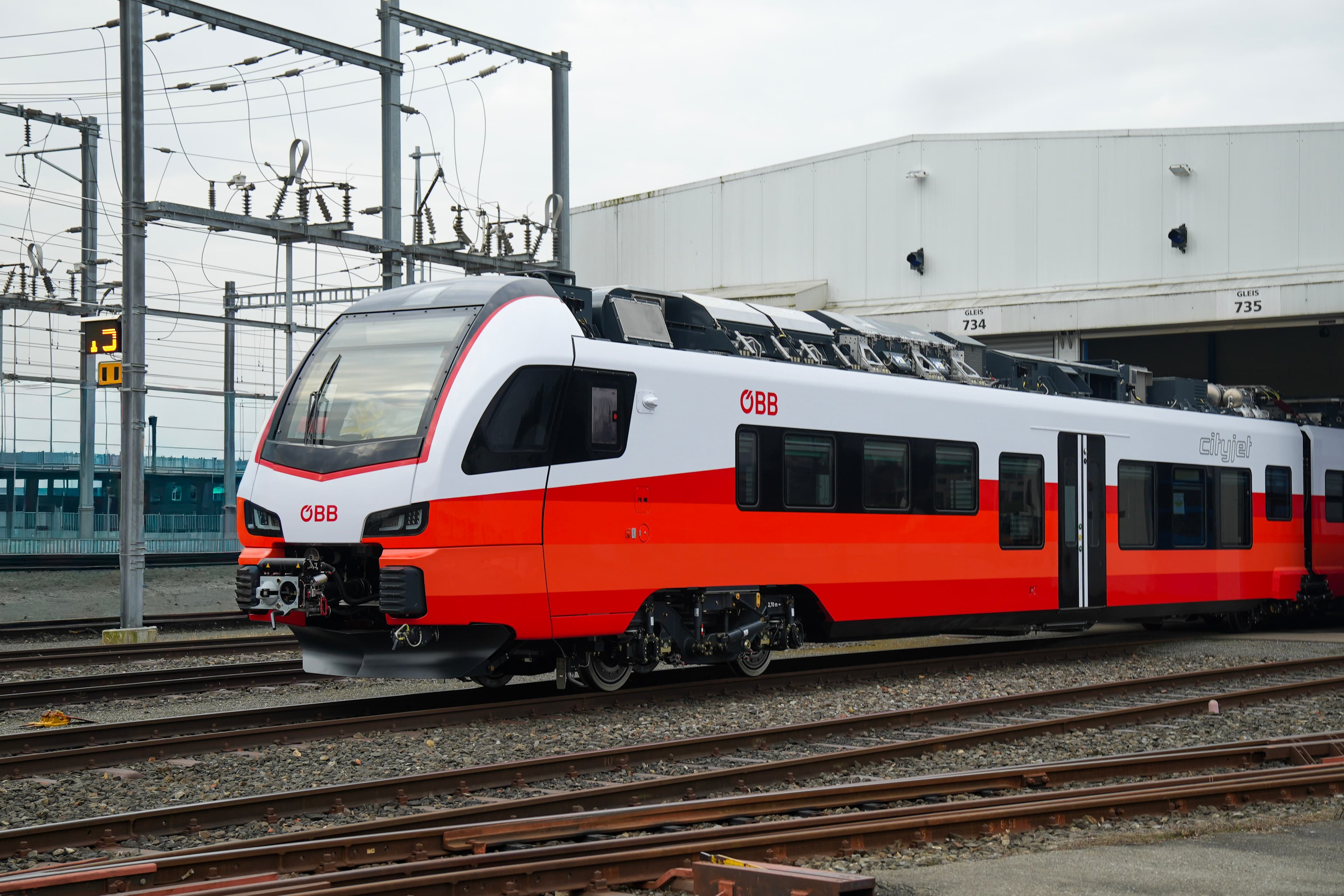 Stadler Polska rozwija Dział Inżynierii – nowe biuro w Poznaniu otwarte