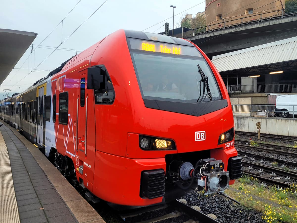 Fusion der Stadler Bussnang AG und Stadler Rheintal AG zur Stadler Rail ...