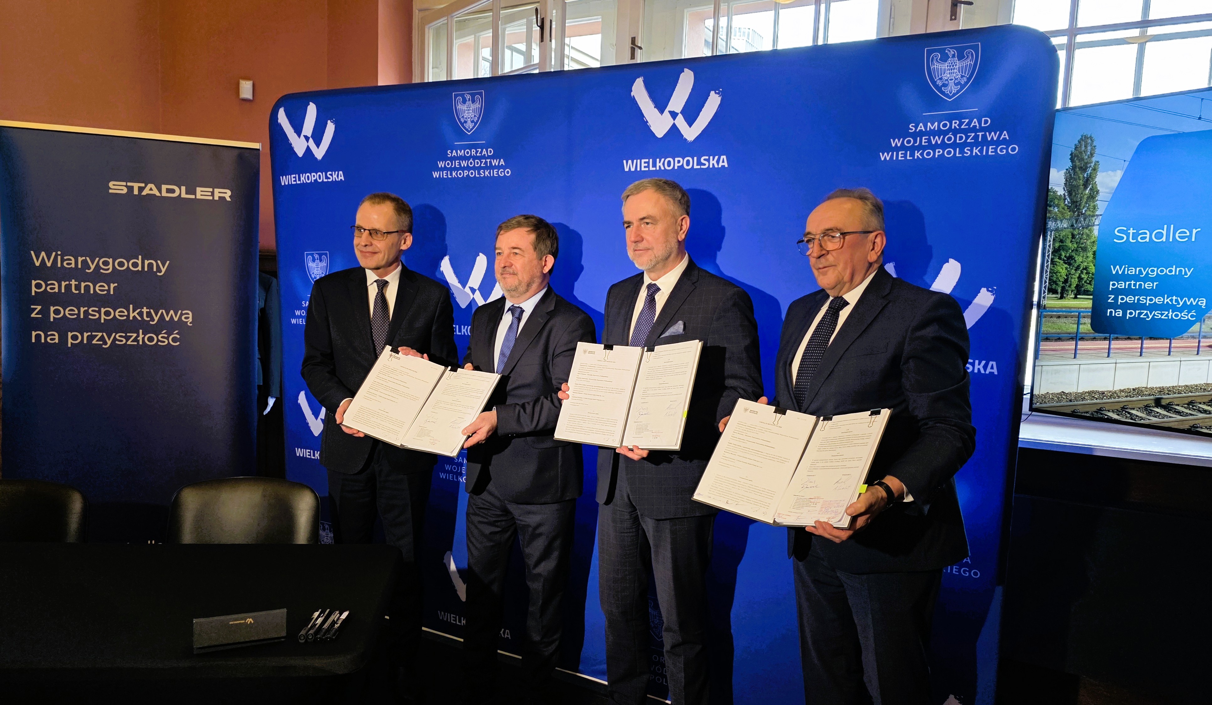 Stadler to supply FLIRT trains for Greater Poland